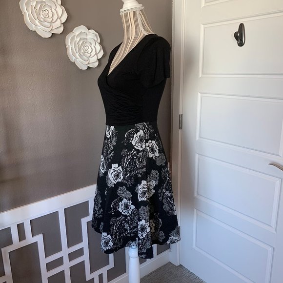 Gilli | Dresses | Modcloth Gilli Stretch Dress Nwot | Poshmark